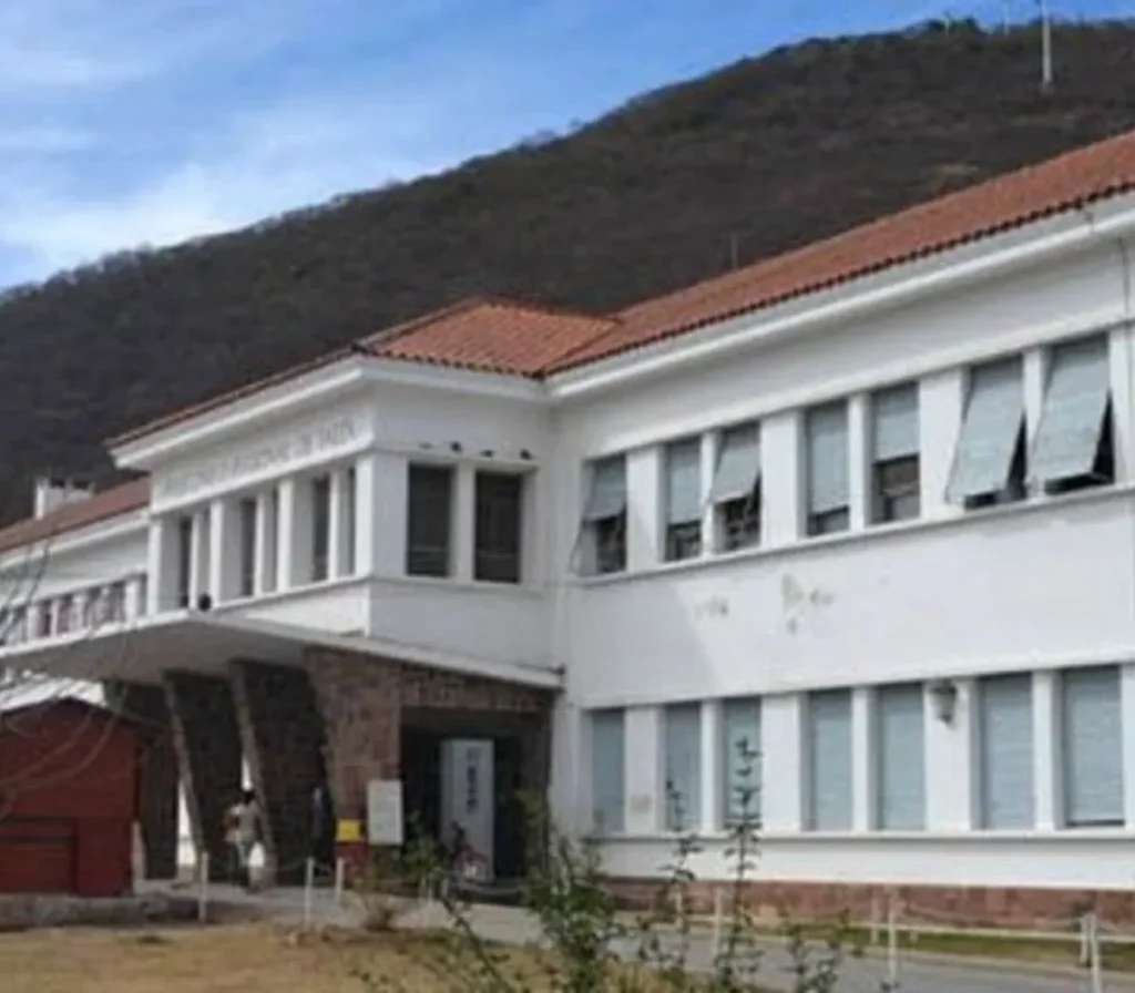 Fue al hospital por signos de hemorragia, pidió el alta voluntaria por ...